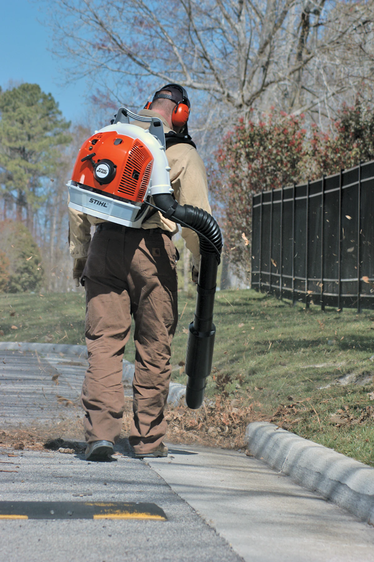 BR 500 and BR 550 backpack blowers From: Stihl Inc. | For Construction Pros