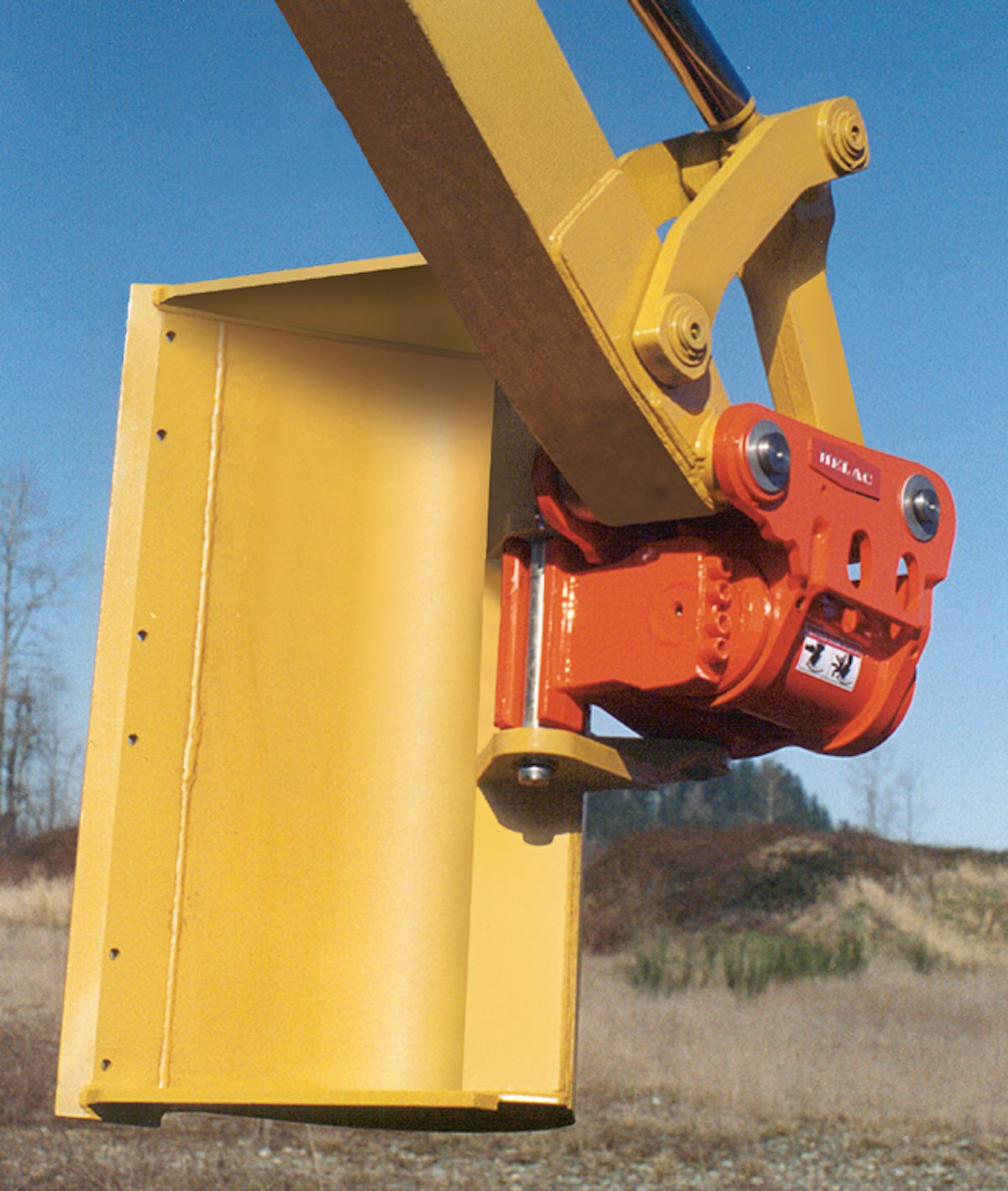 PowerTilt Bucket Swing Attachment From: Helac Corp. Attachments Div ...