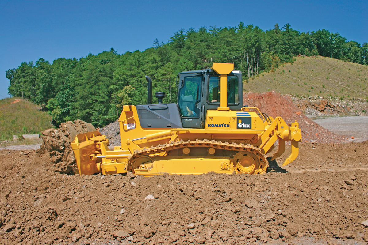 D61-15 Crawler Dozers From: Komatsu America Corp. | For Construction Pros