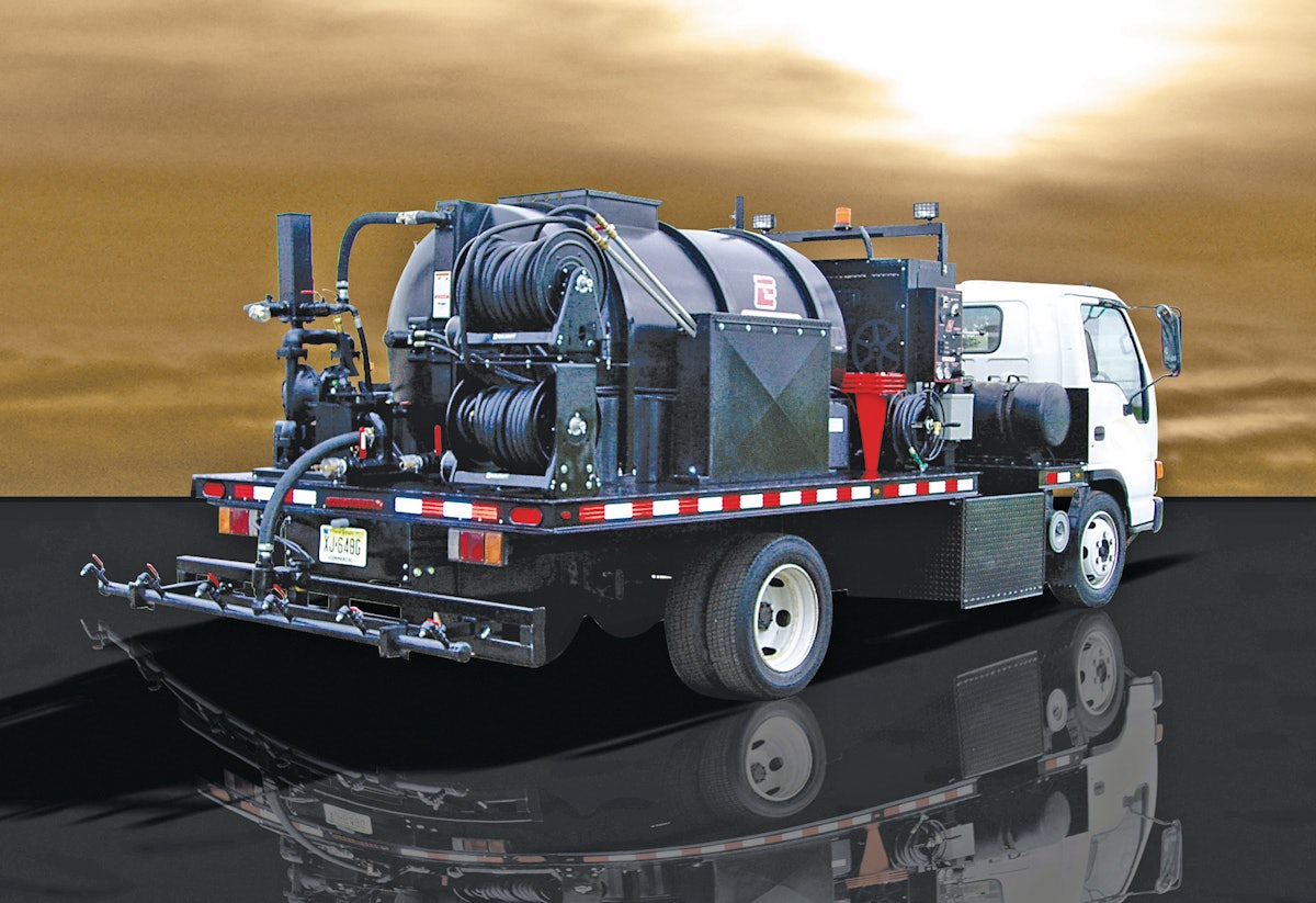 1100 Gallon Truck-Mounted Sealcoat Machine From: Equipt Mfg. Inc. | For ...