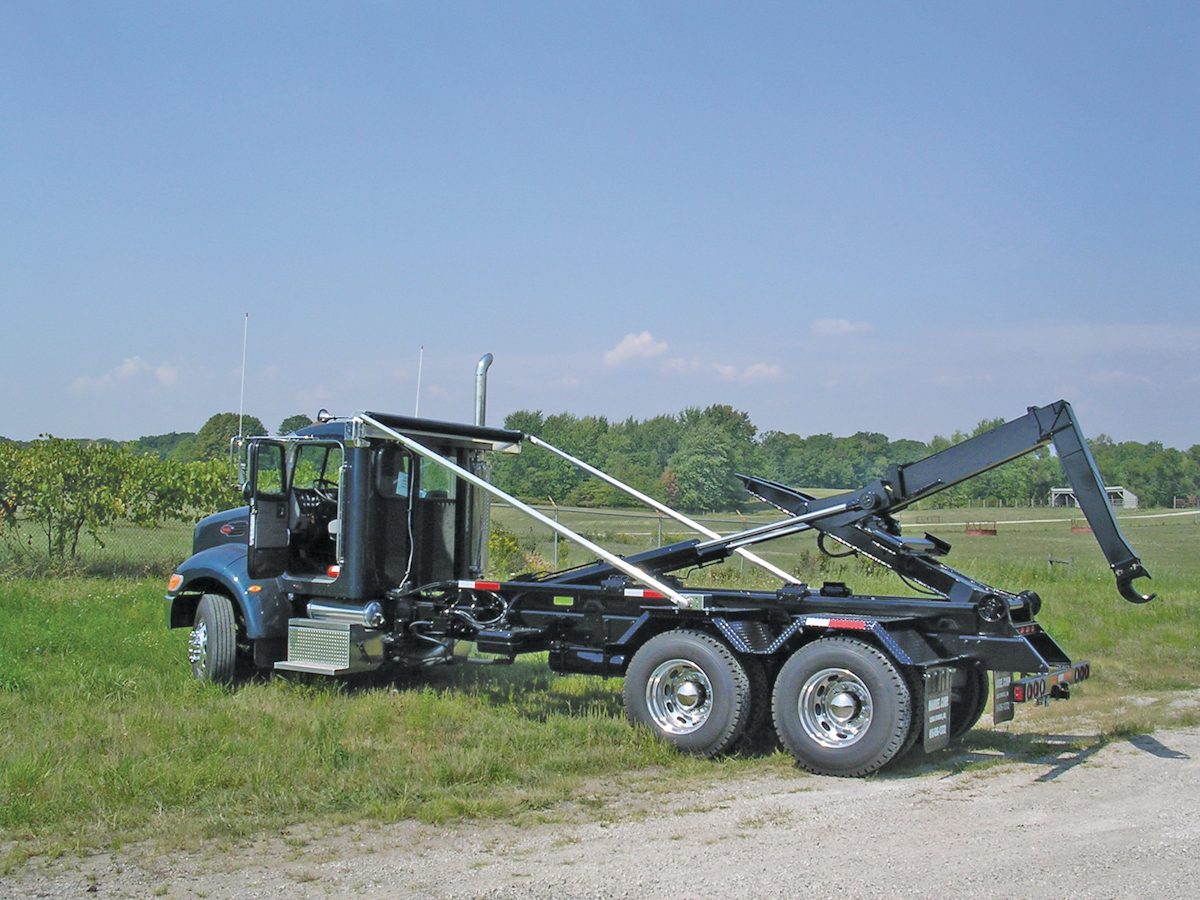 Ampliroll Hooklifts From: Marrel Corp. - Ampliroll Product Line | For ...