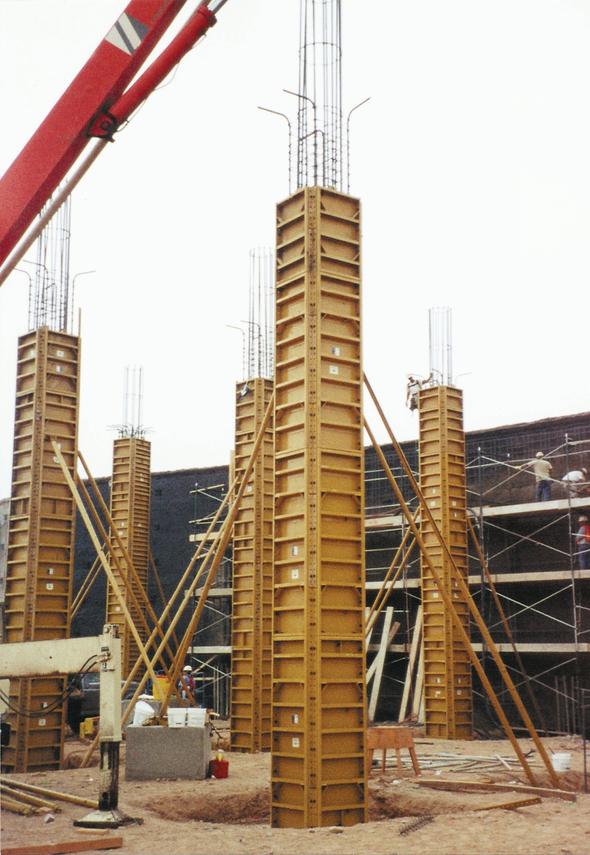 EFCO Lite Column From: EFCO Corp. | For Construction Pros