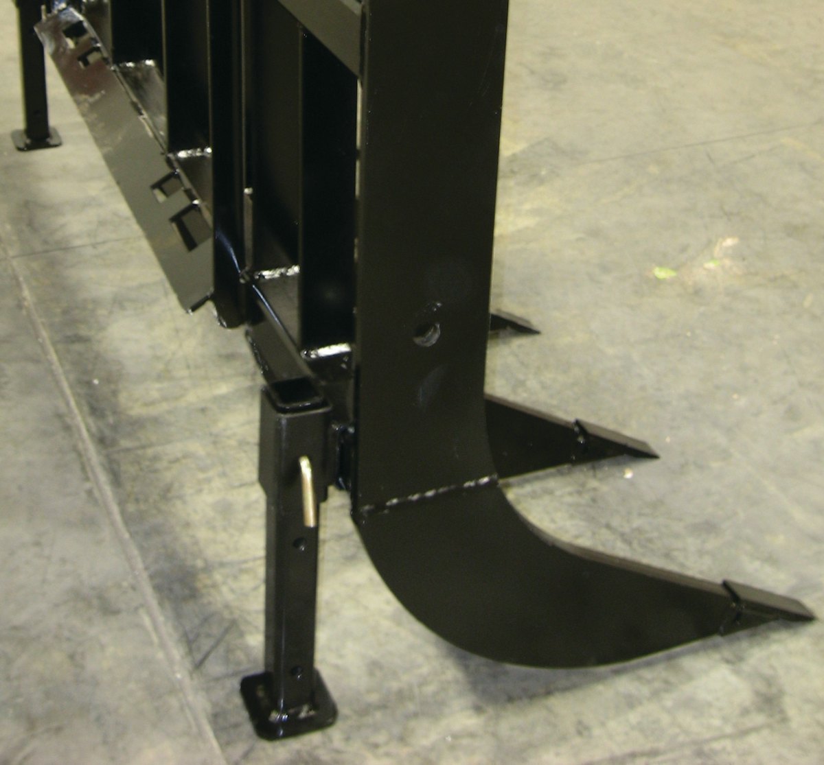 Grapple Parking Stand Kit From: Worksaver Inc. | For Construction Pros
