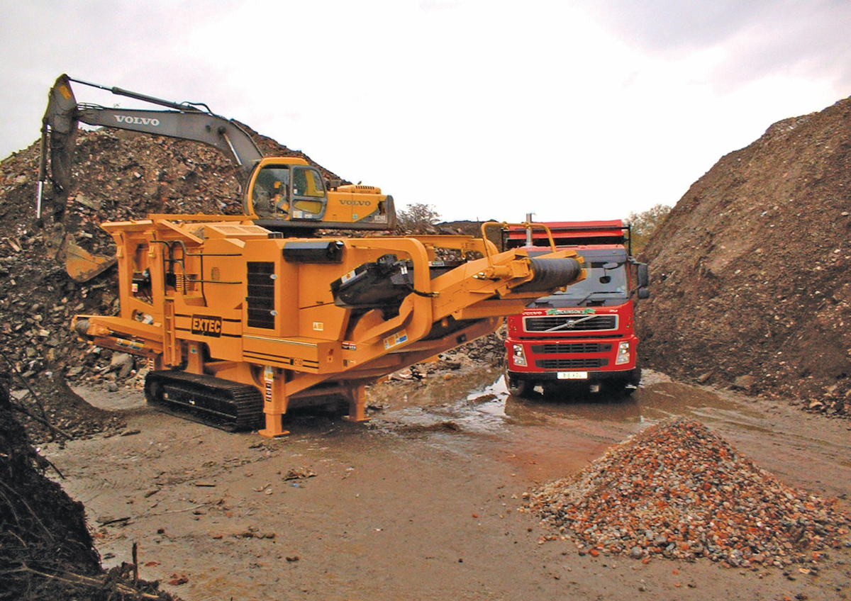 S-4 screen and C-10+ track-mounted jaw crusher From: Sandvik Mining ...