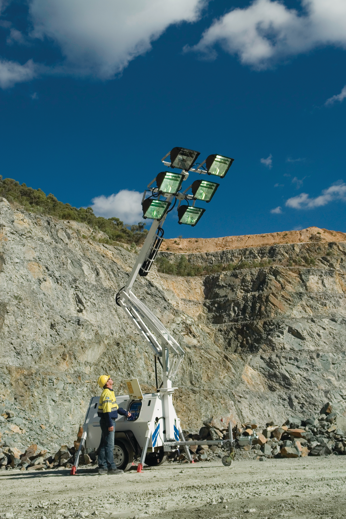 NIGHTSHIFTER Series From: Allight Pty Ltd | For Construction Pros