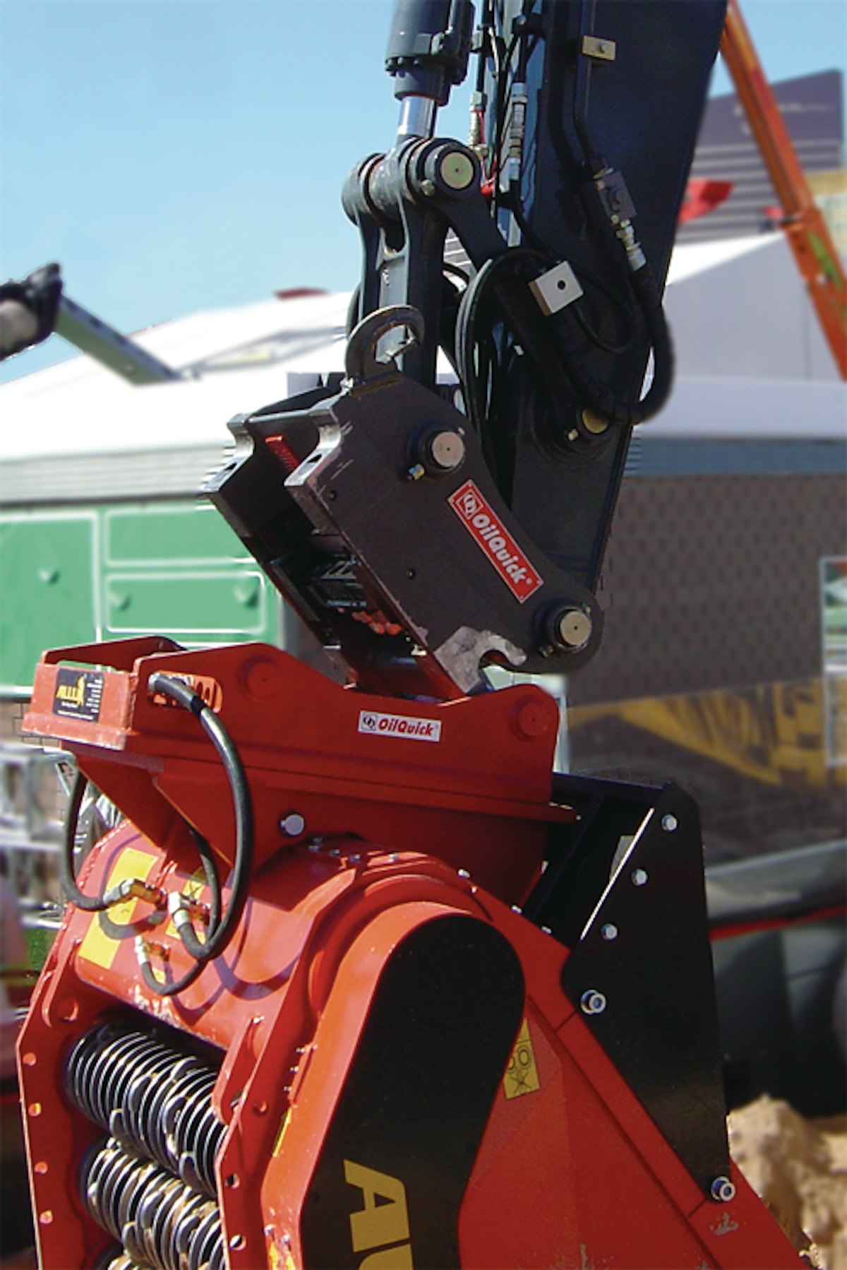 Oil Quick Quick Coupler From: ALLU Group | For Construction Pros