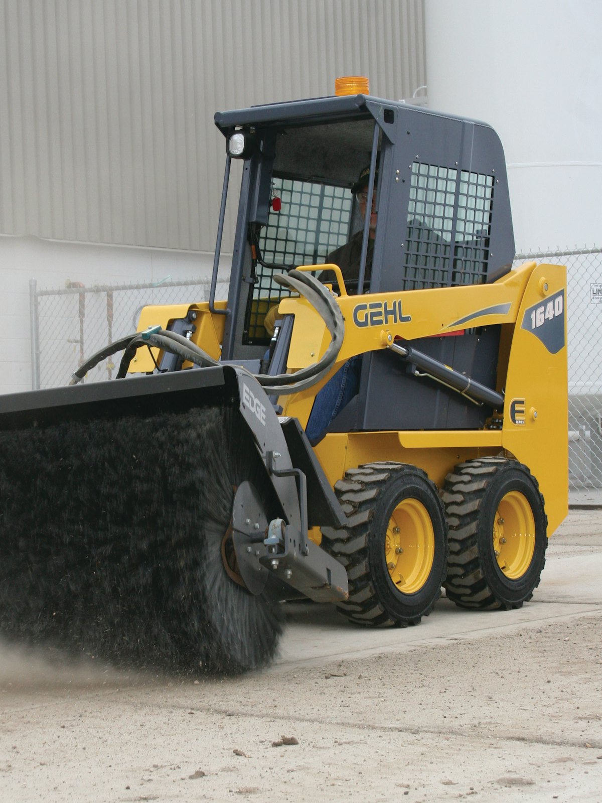 1640E Skid Loader From: Gehl - A Manitou brand | For Construction Pros