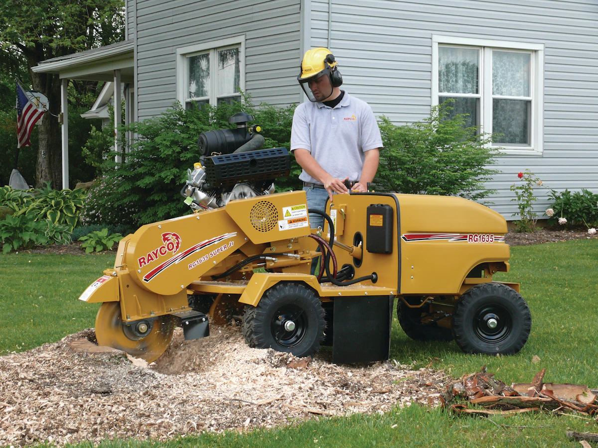 Rayco RG1625/1635 Super Junior Self-Propelled Stump Cutter From: Rayco ...
