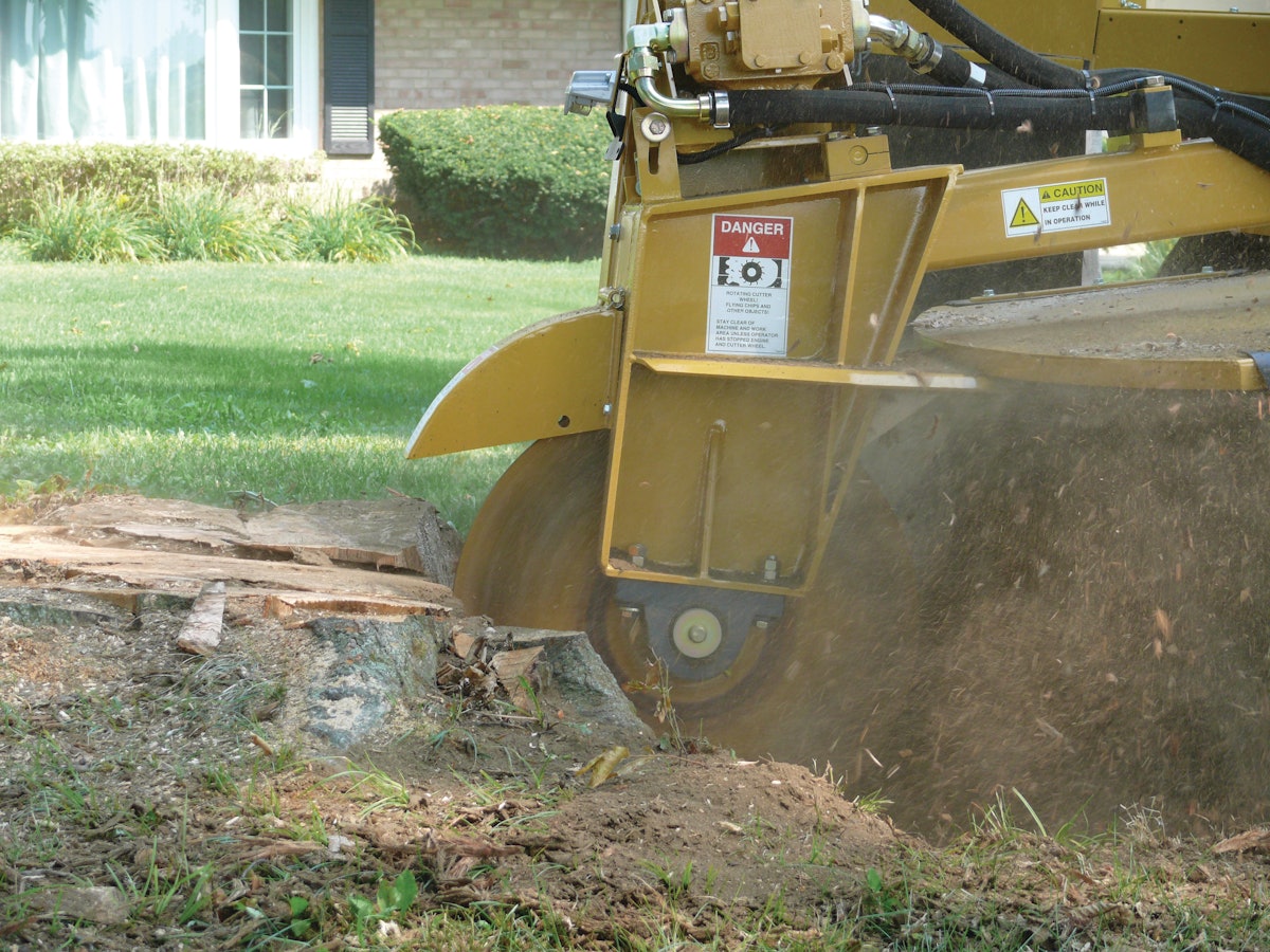 RG1672DXH Tow-Behind From: Rayco Mfg. Inc. | For Construction Pros