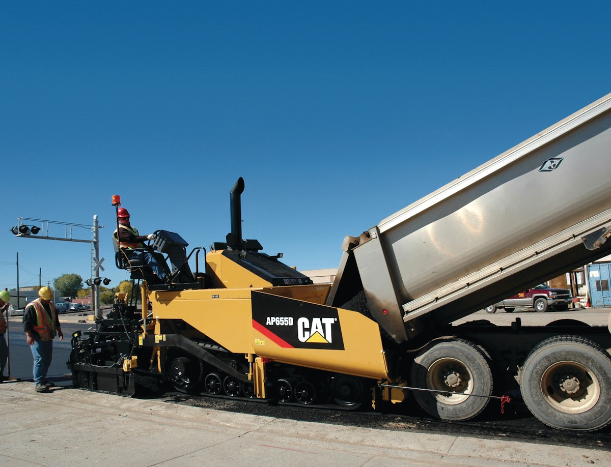 AP655D Asphalt Paver From: Caterpillar Paving Products Inc. | For ...