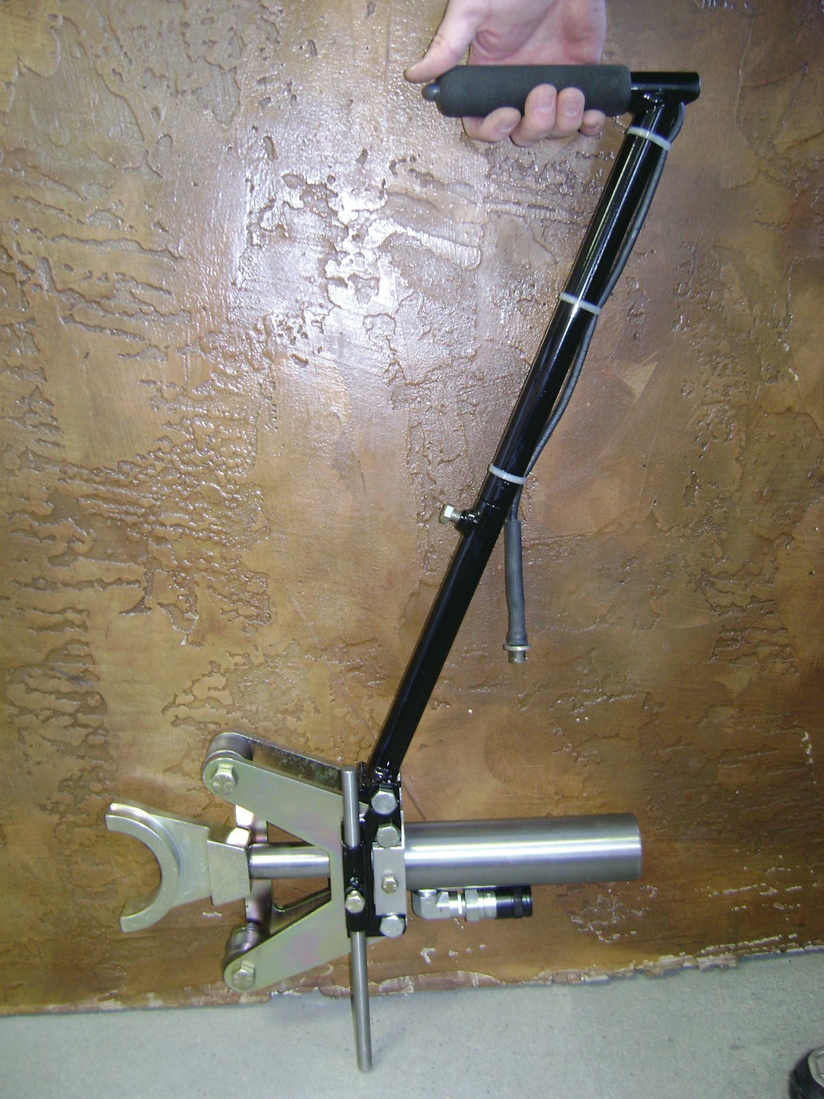 Extension Handle From: EZE Bend, Inc. | For Construction Pros