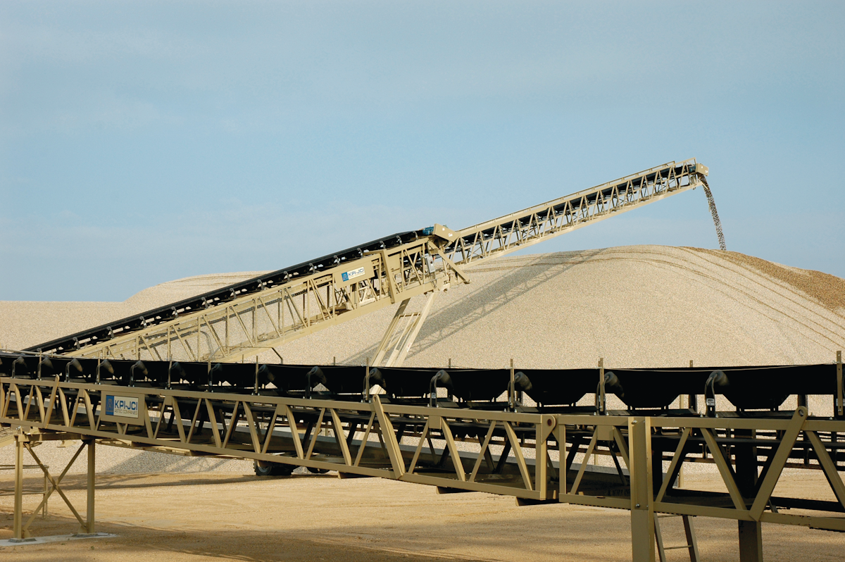 SuperStacker From: KPI-JCI - Astec Mobile Screens | For Construction Pros