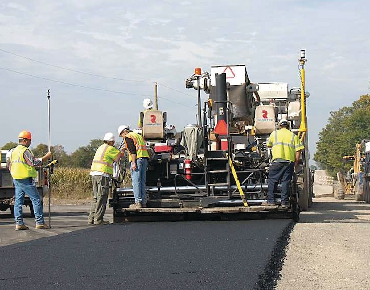 PCS900 Paving Control System From: Trimble Construction | Trimble Inc ...