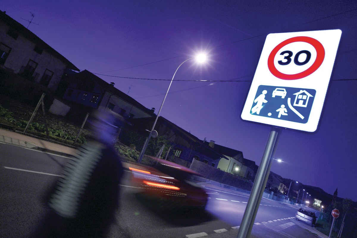 LED Traffic Signs From: Elumin8 Ltd. | For Construction Pros