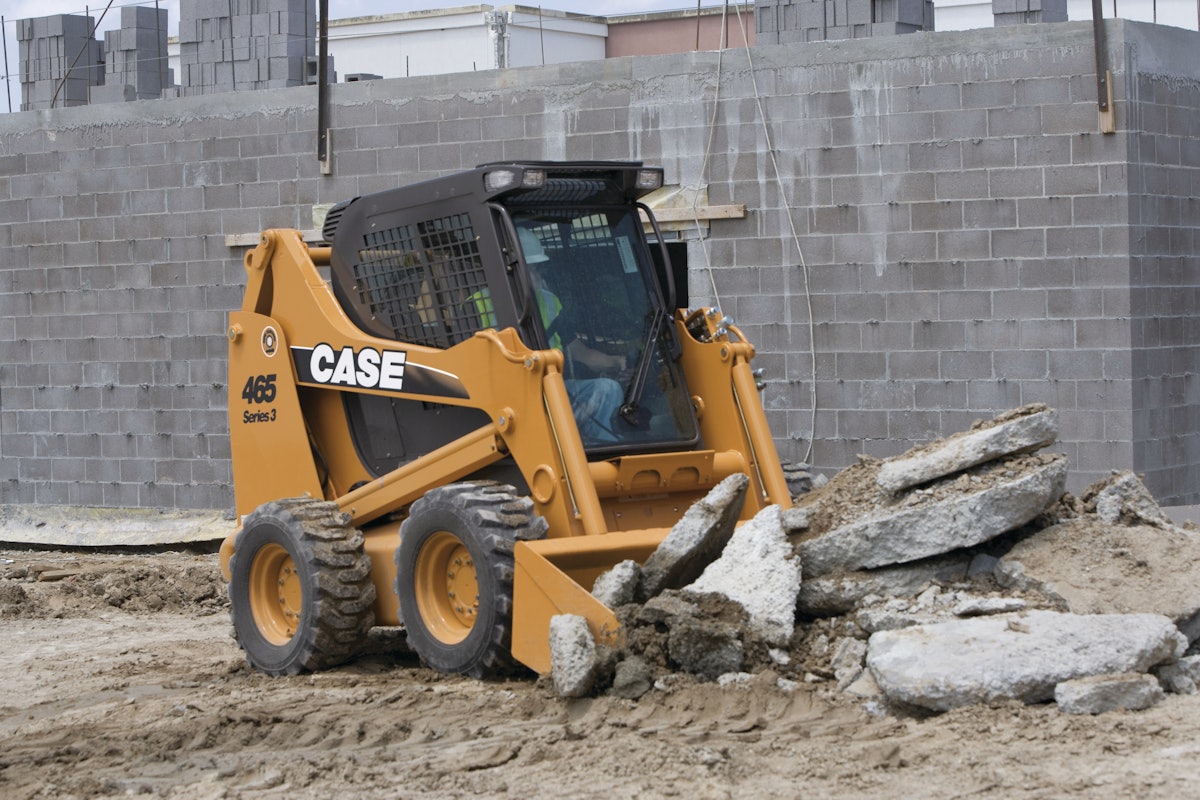 High-flow Hydraulics Increase Skid Steer Productivity | For ...