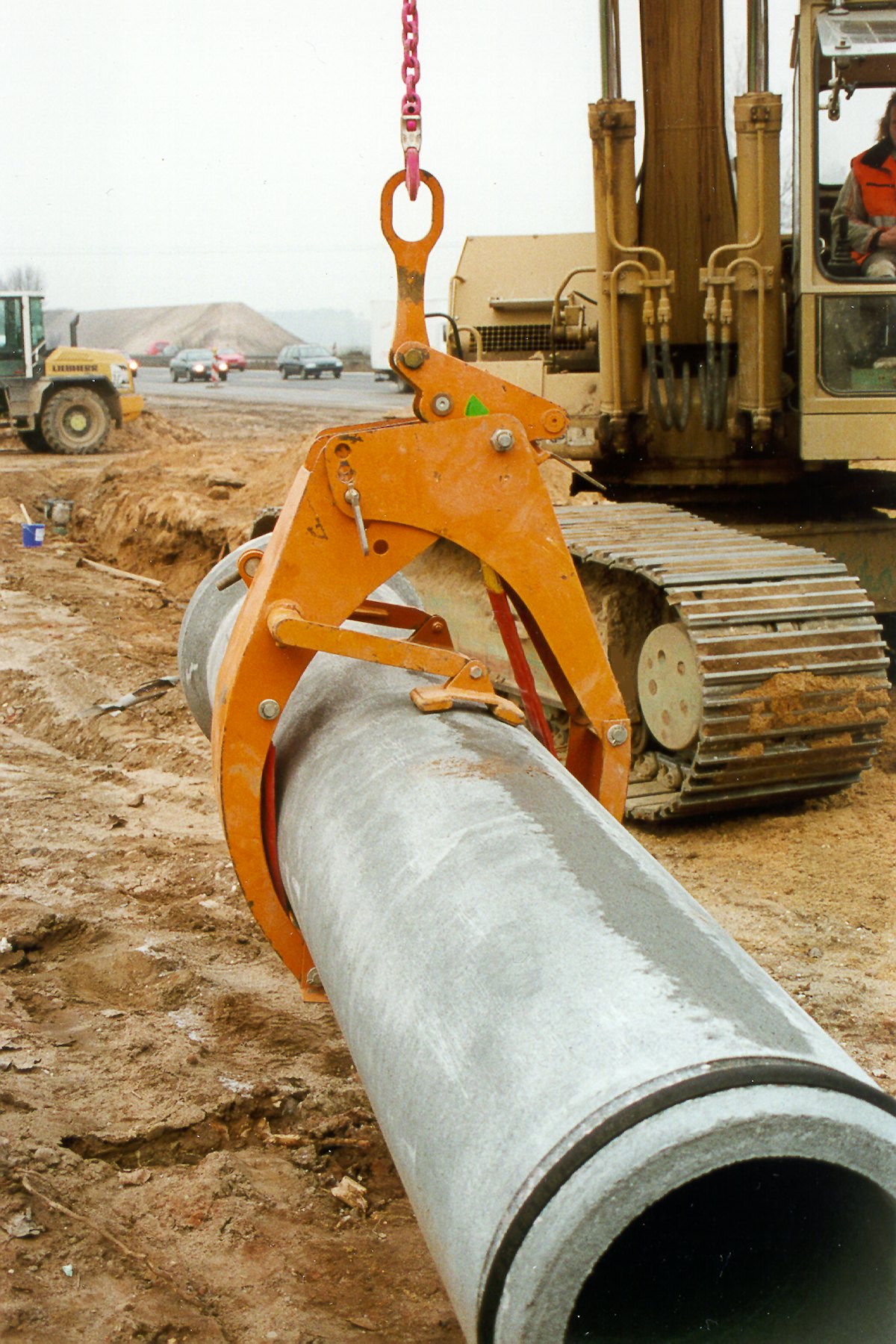 Round/Pipe Grab From: EZG Manufacturing | For Construction Pros
