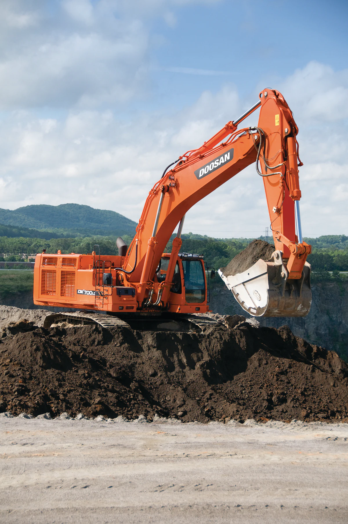 DX700LC Crawler Excavator From: DEVELON North America | For ...