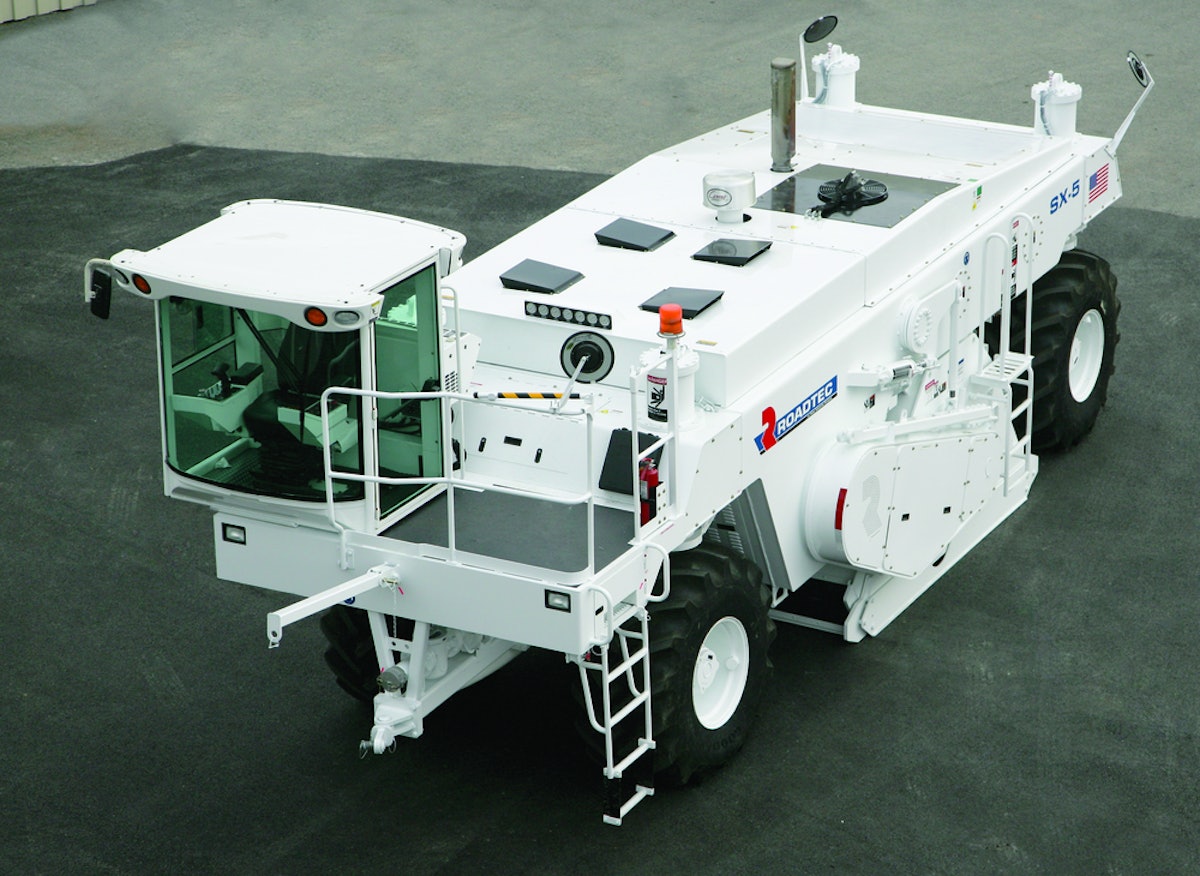 roadtec stabilizer reclaimer equipment construction | For Construction Pros