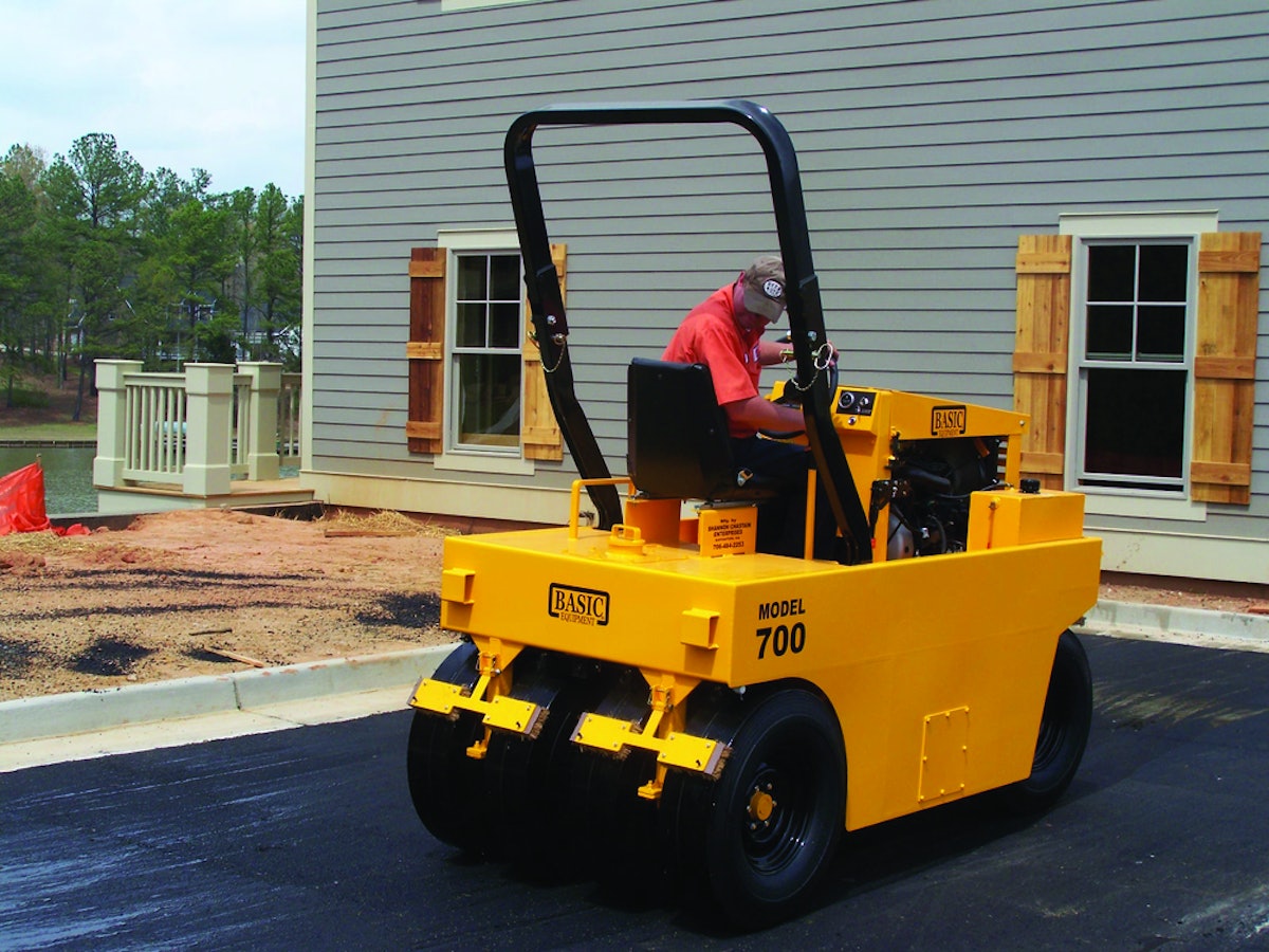 How to Decide When to Buy a Pneumatic Asphalt Roller | For Construction ...