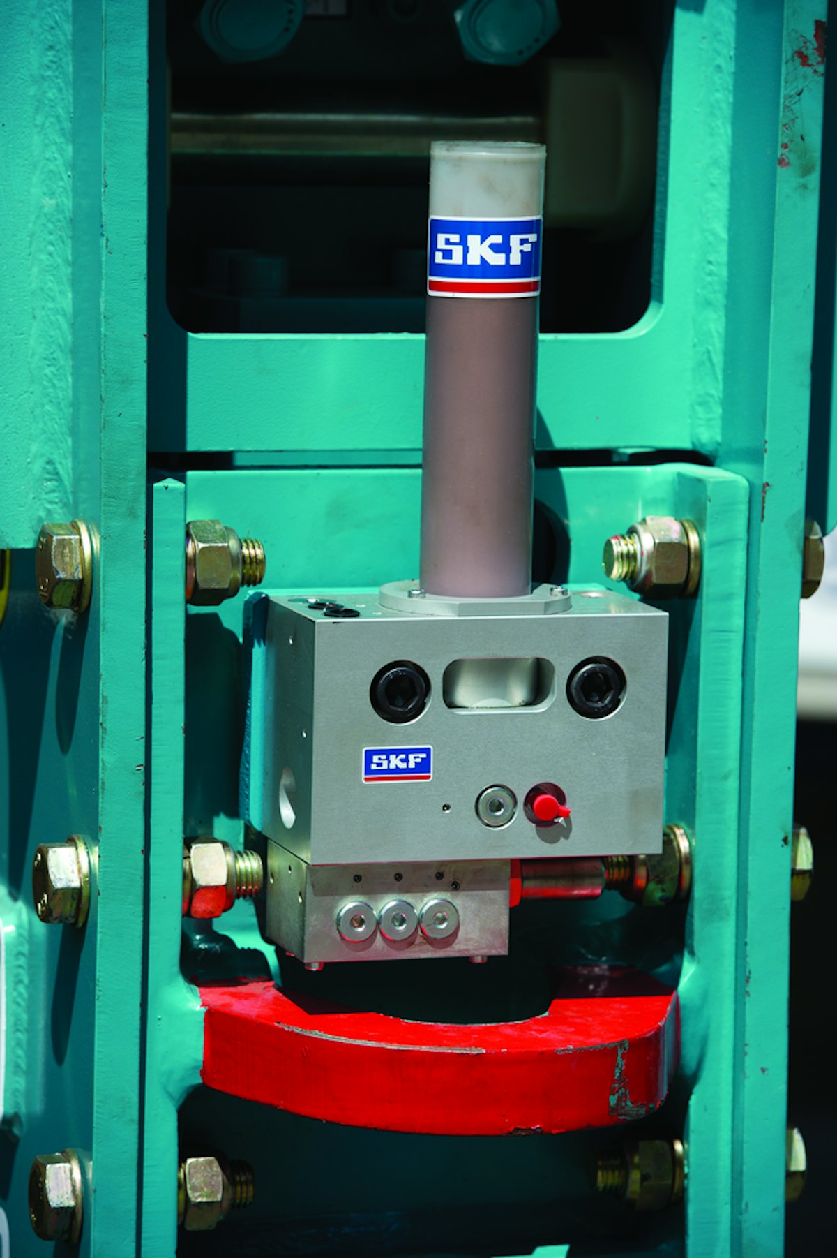 Hydraulic Driven Lubricator From: SKF USA Inc. | For Construction Pros