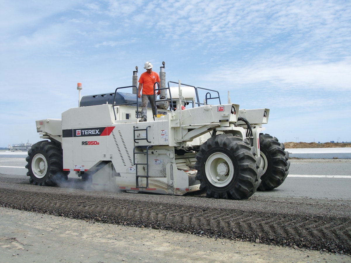 Terex Reclaimer/Stabilizer Put to Test | For Construction Pros