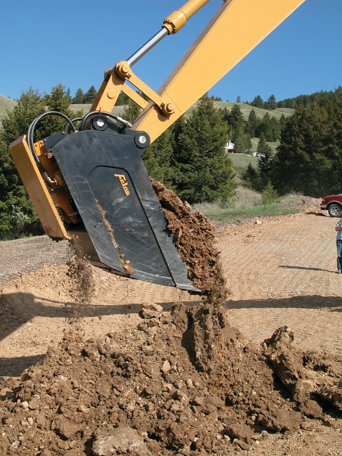 Vibratory Compaction Buckets From: Felco Industries Inc. | For ...