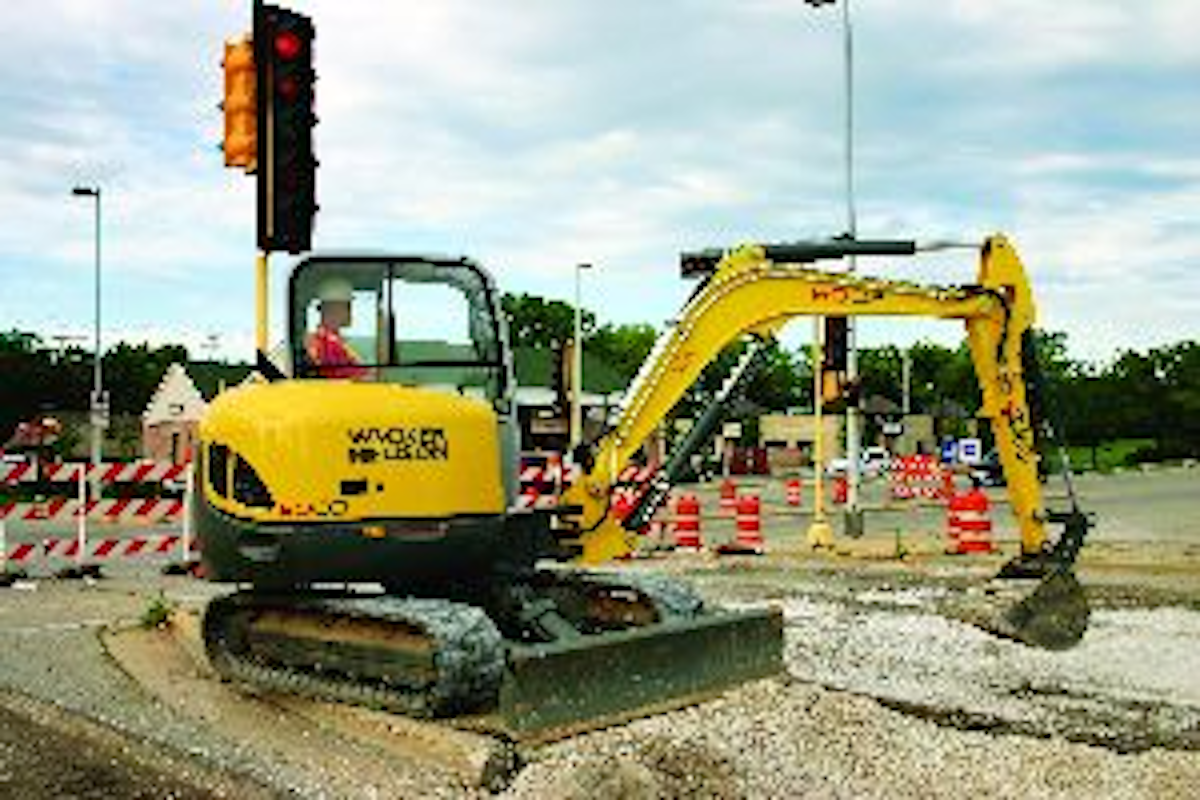 Get Big Features From Your Compact Excavators | For Construction Pros