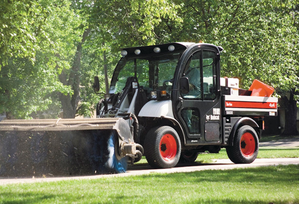 toolcat 5600 attachments