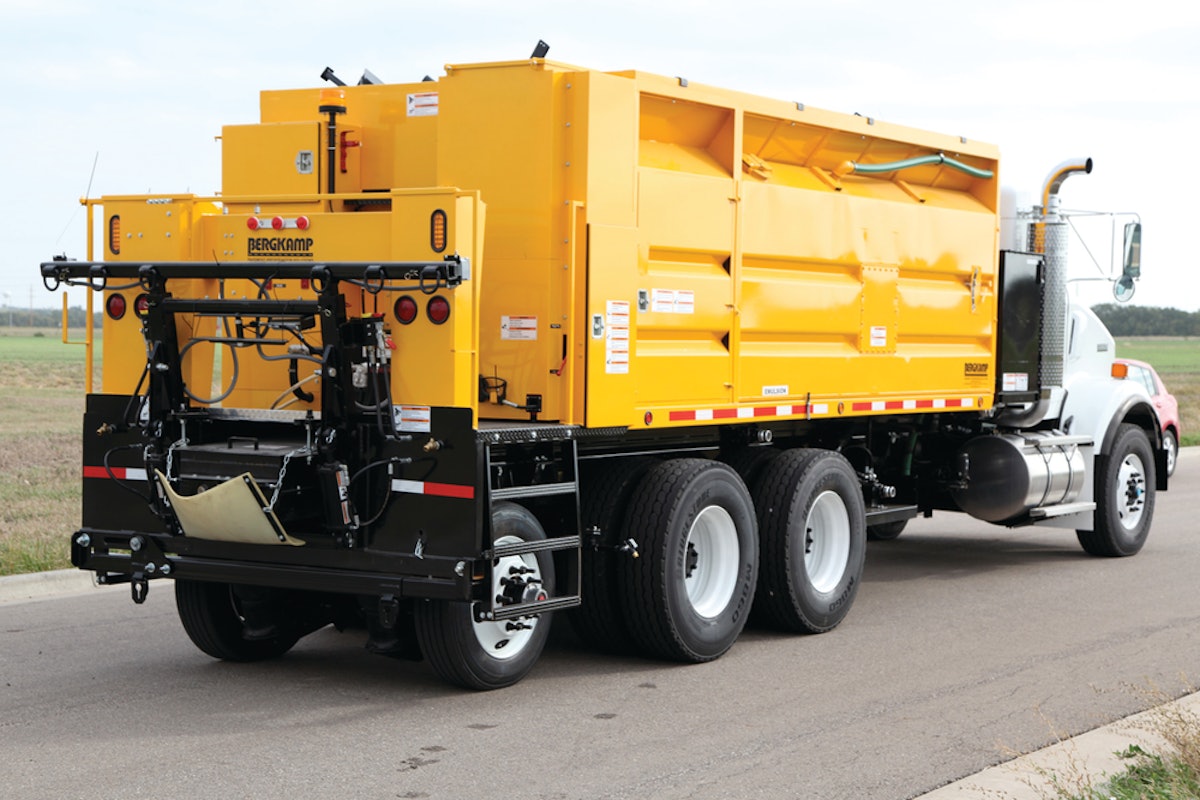 M212 Slurry Seal & Micro Surfacing Paver From: Bergkamp Inc | For ...