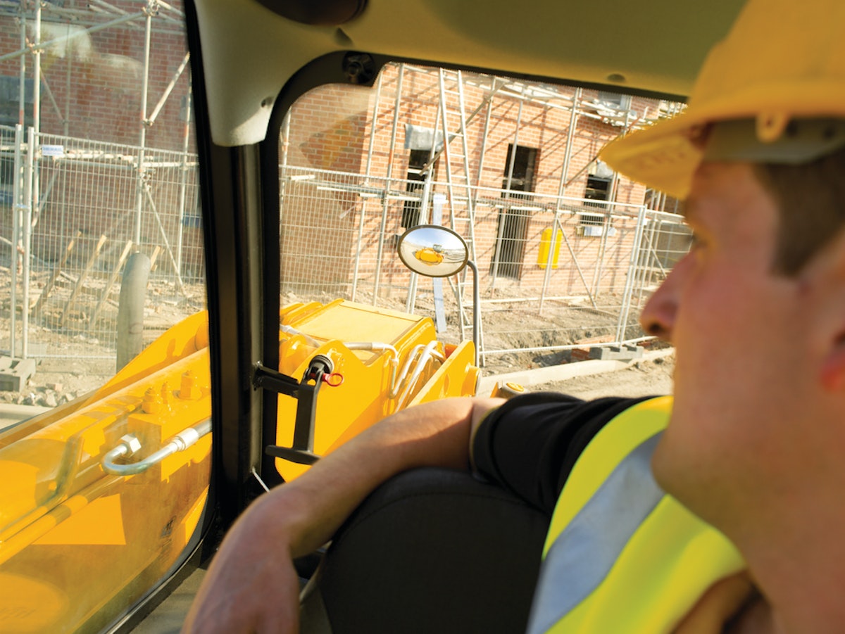 12 Steps to Backing/Reverse Equipment Safely | For Construction Pros