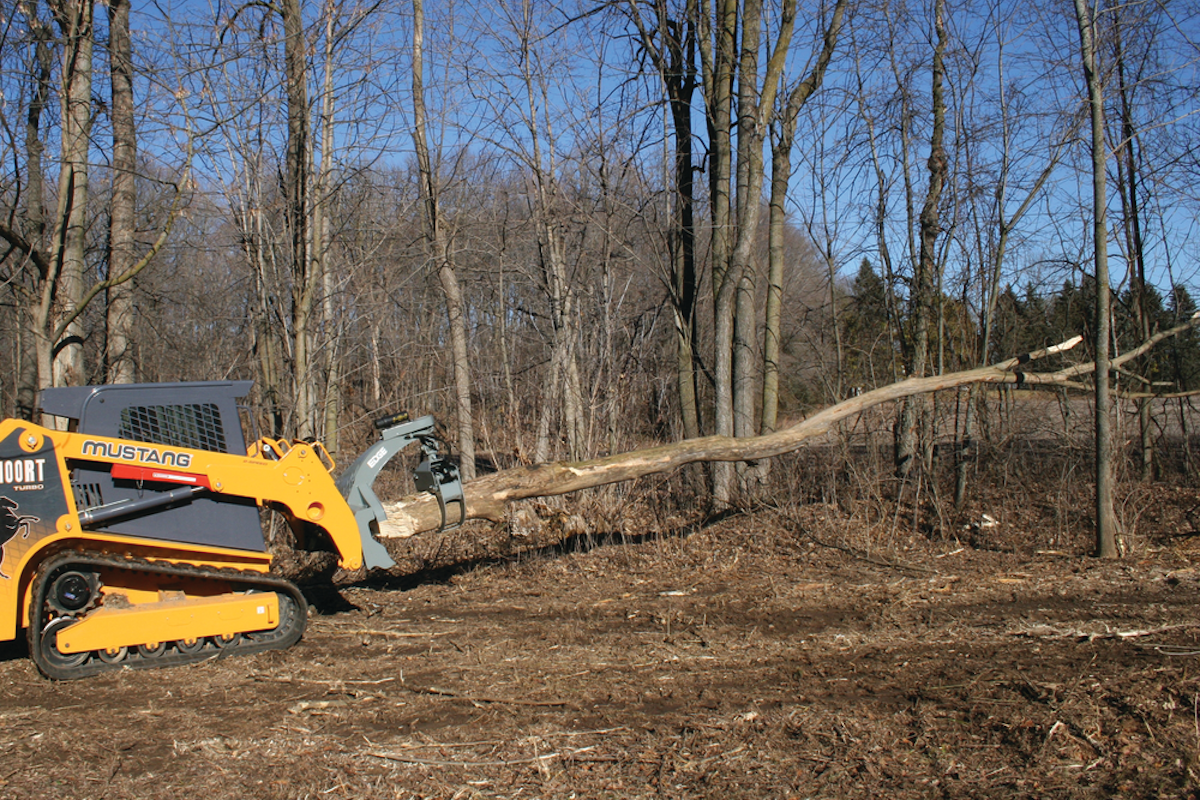 EDGE Rotating Log Puller Grapple From: Manitou America, Inc. / EDGE ...