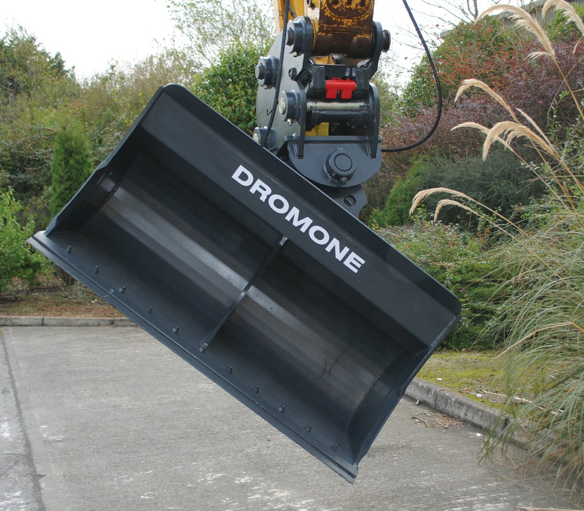 Tilt Buckets From: Dromone Inc. | For Construction Pros