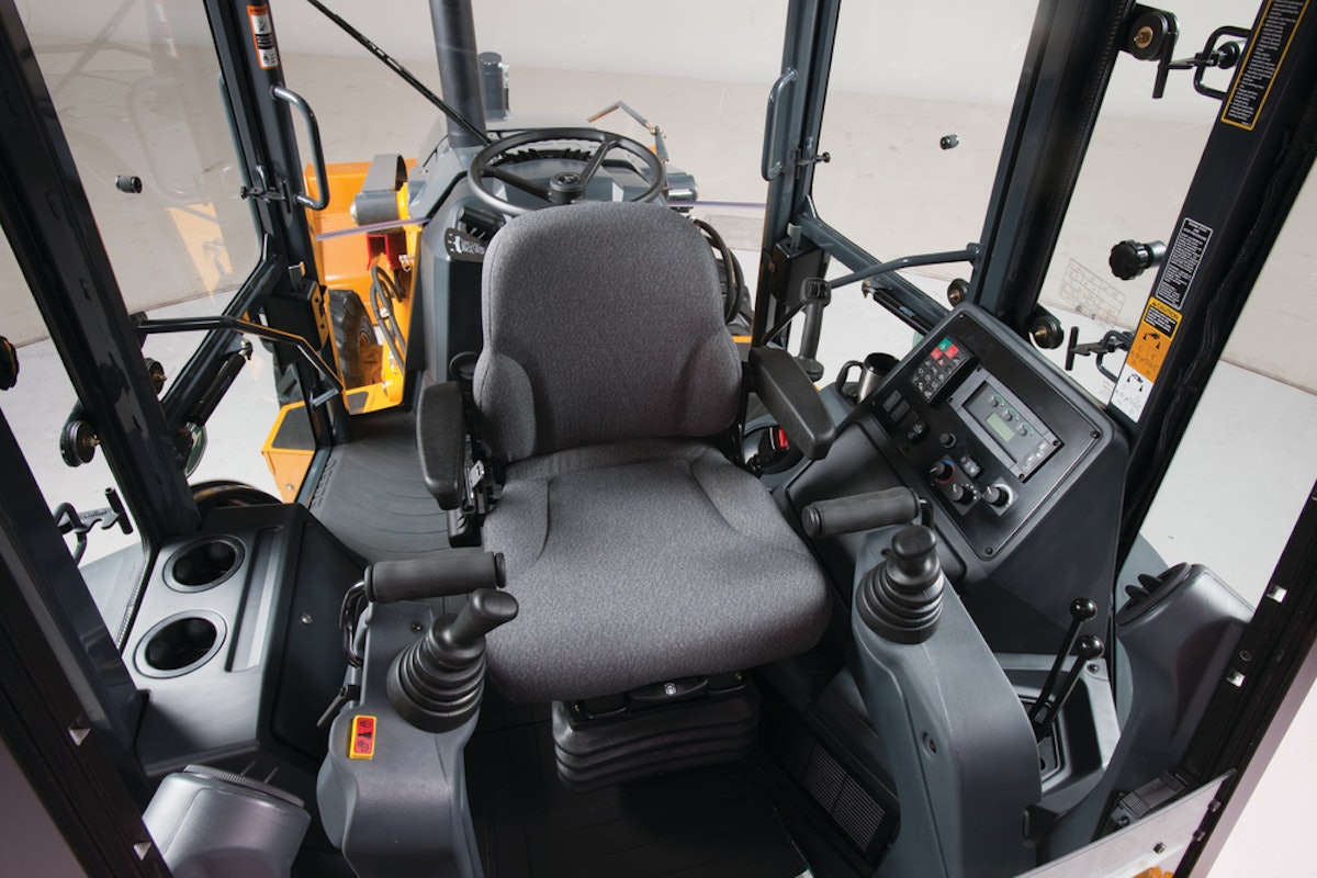cat 420 backhoe controls