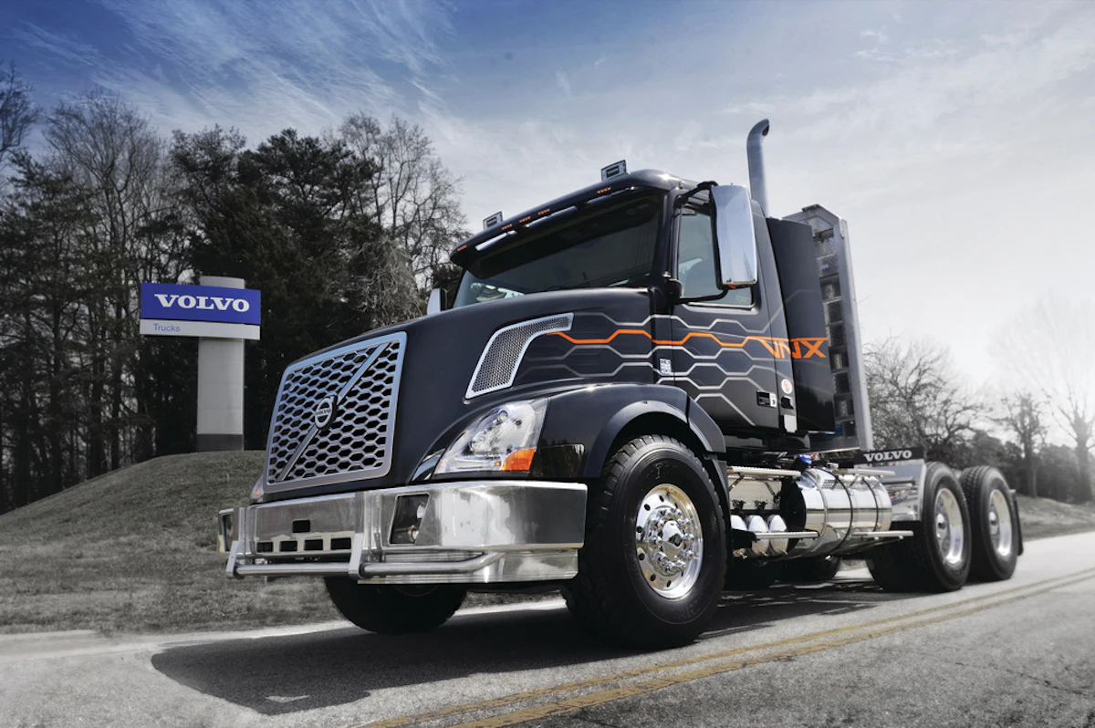 Volvo VNX Heavy-Haul Tractor From: Volvo Trucks North America | For ...