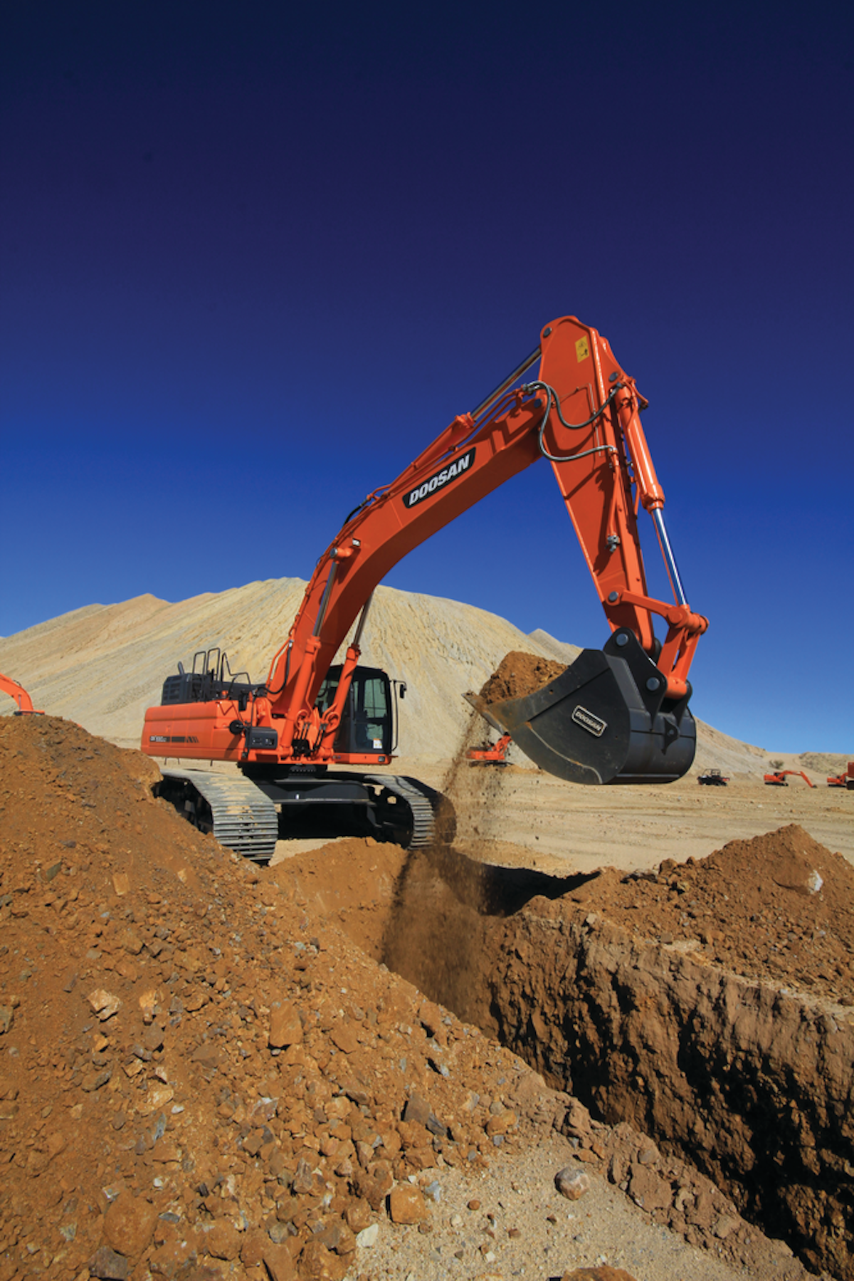 DX490LC-3 & DX530LC-3 Excavators From: Doosan Infracore North America ...