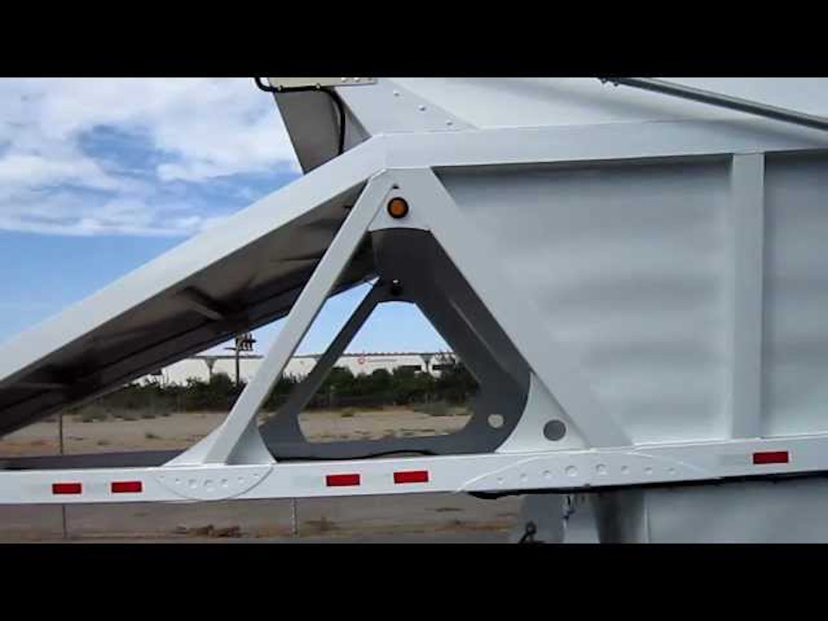 Video: American Carrier Equipment All-Steel Bottom Dump Trailer | For ...