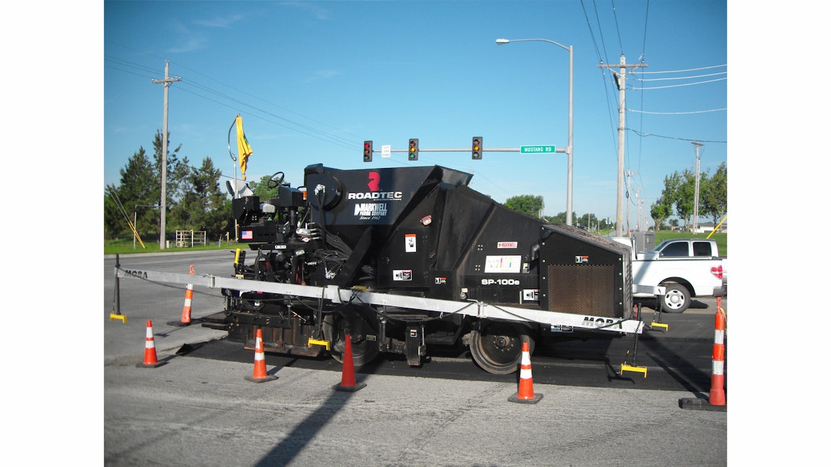 Paving_Roadtec | For Construction Pros