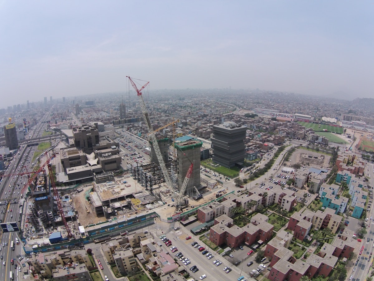 Lima Convention Center Construction Employs City's Largest Crawler ...