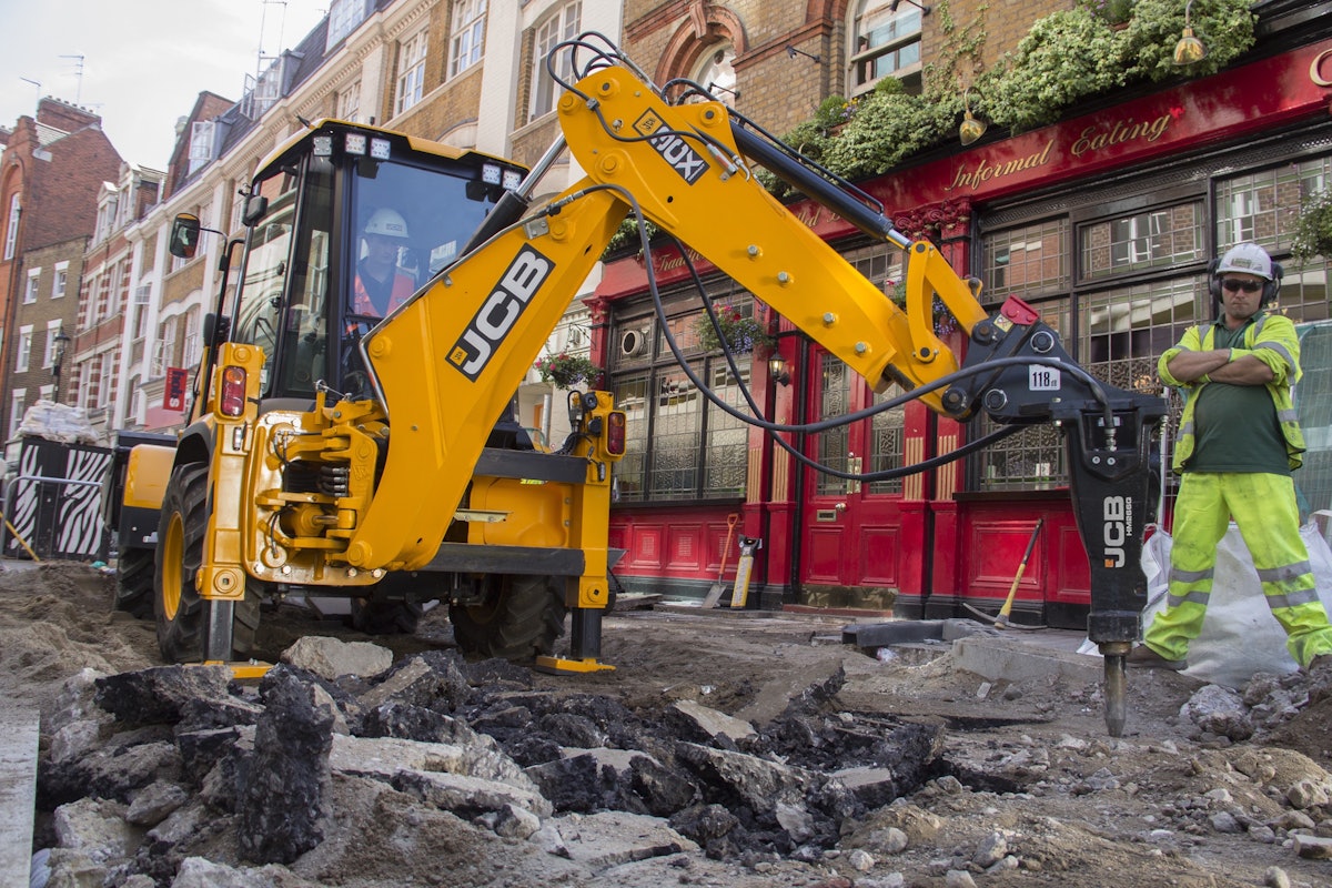 JCB Launches Compact Version of its 3CX Backhoe-loader From: JCB ...