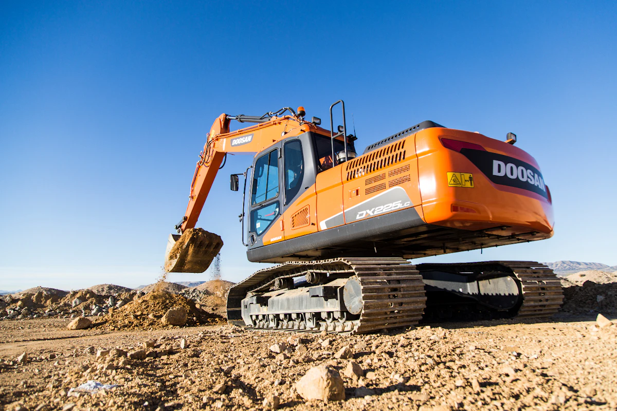 Doosan DX225LC-5 & DX235LCR-5 Tier 4 Crawler Excavators From: Doosan ...