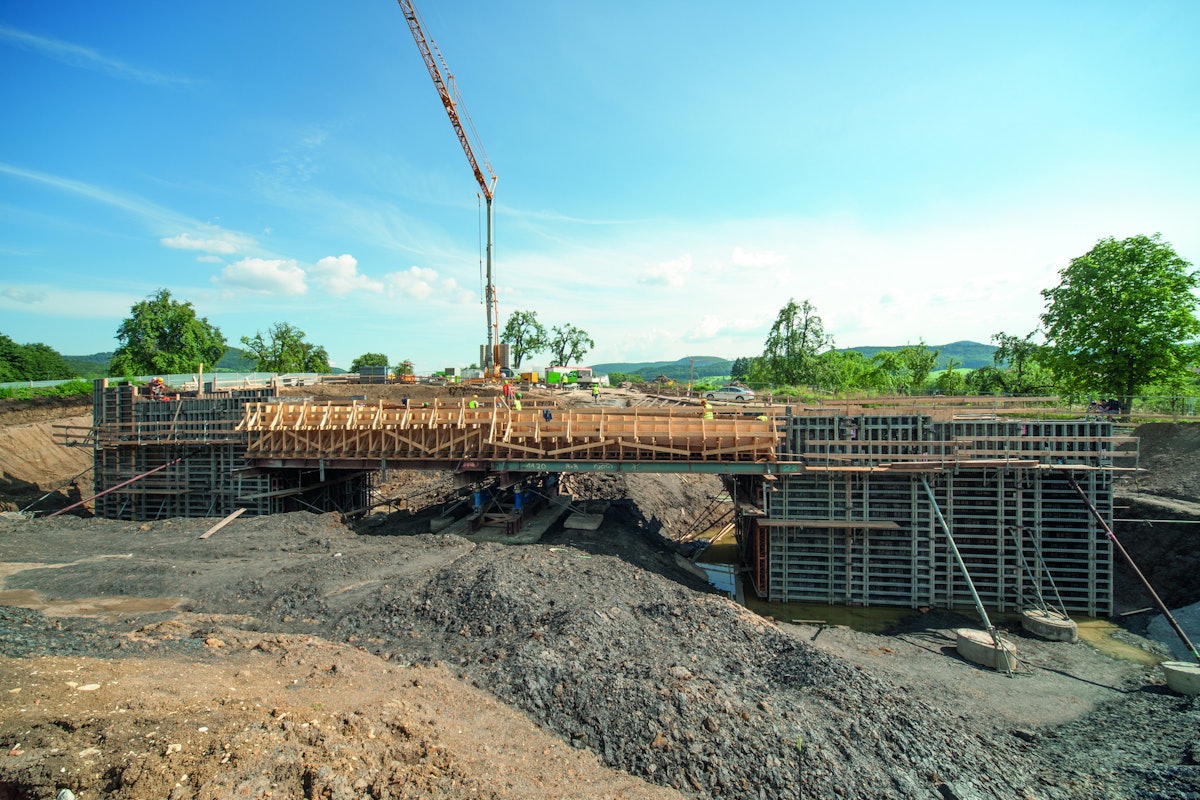 bridge parapet formwork