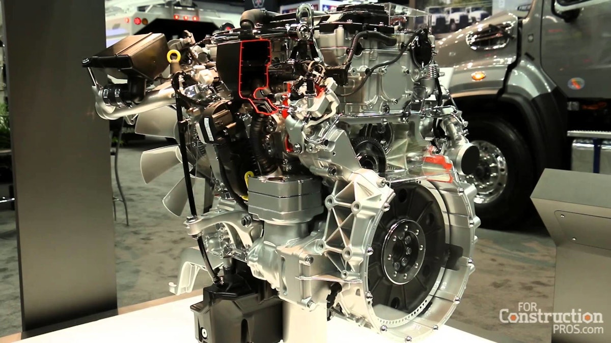 [VIDEO] Detroit Reveals DD5 Mid-range Diesel Engine | For Construction Pros