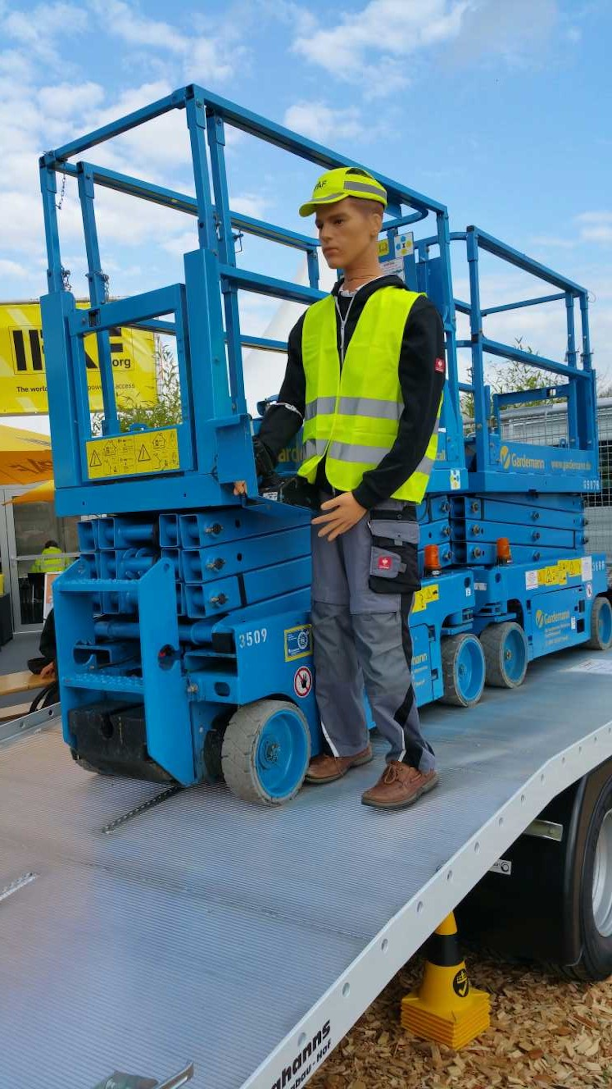 Are You Loading and Unloading Construction Equipment Safely? | For ...