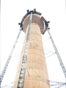 Creative Use of Mast Climbing Work Platforms Saves the Day in Tucson ...