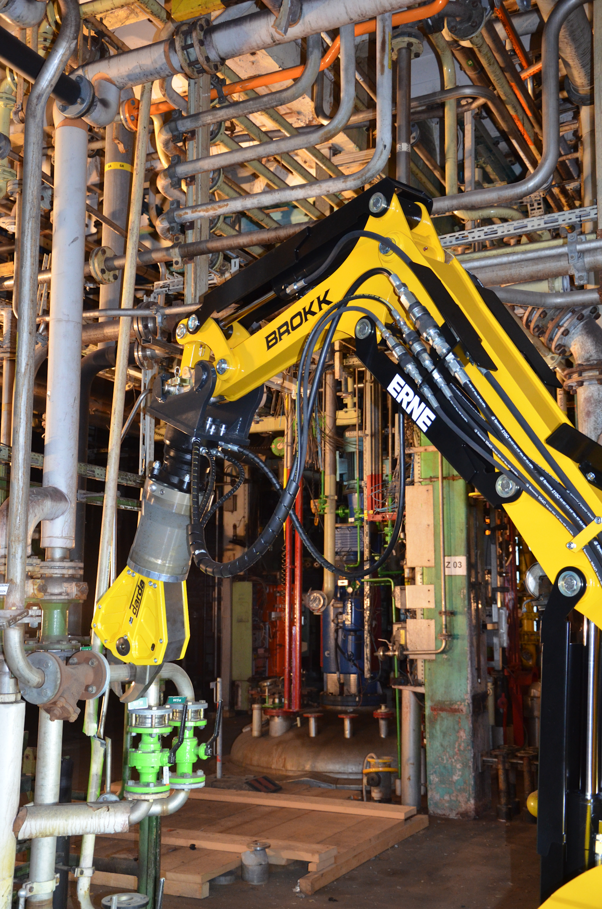 Darda Multi Cutter Attachment Enhances Brokk Machines’ Versatility in ...