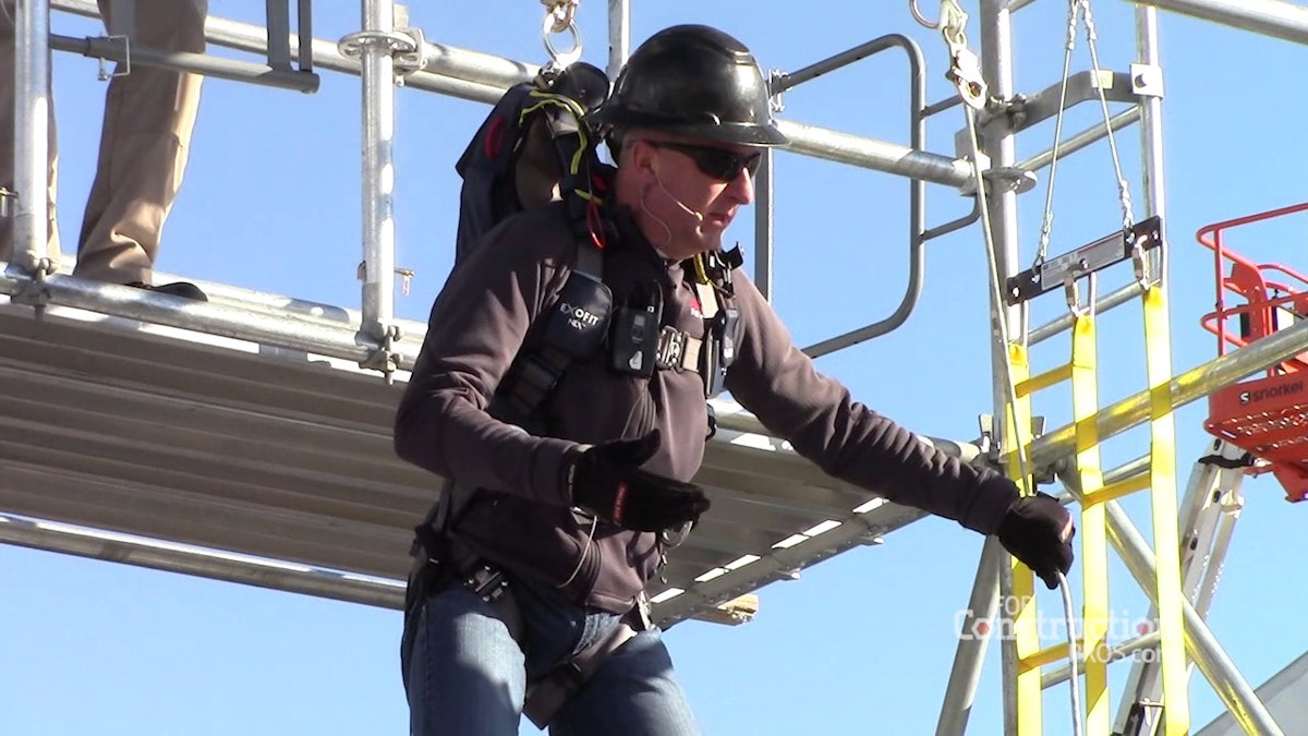 [VIDEO] 'Fall guy Steve' demonstrates 3M, DBI-SALA Self Rescue at World ...