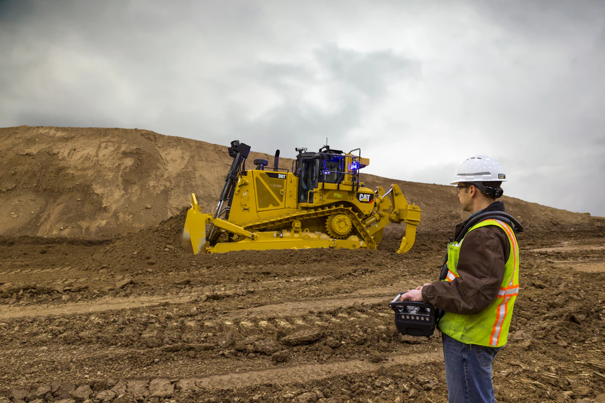 Caterpillar Command for Dozing Now Available for D8T Dozer From ...