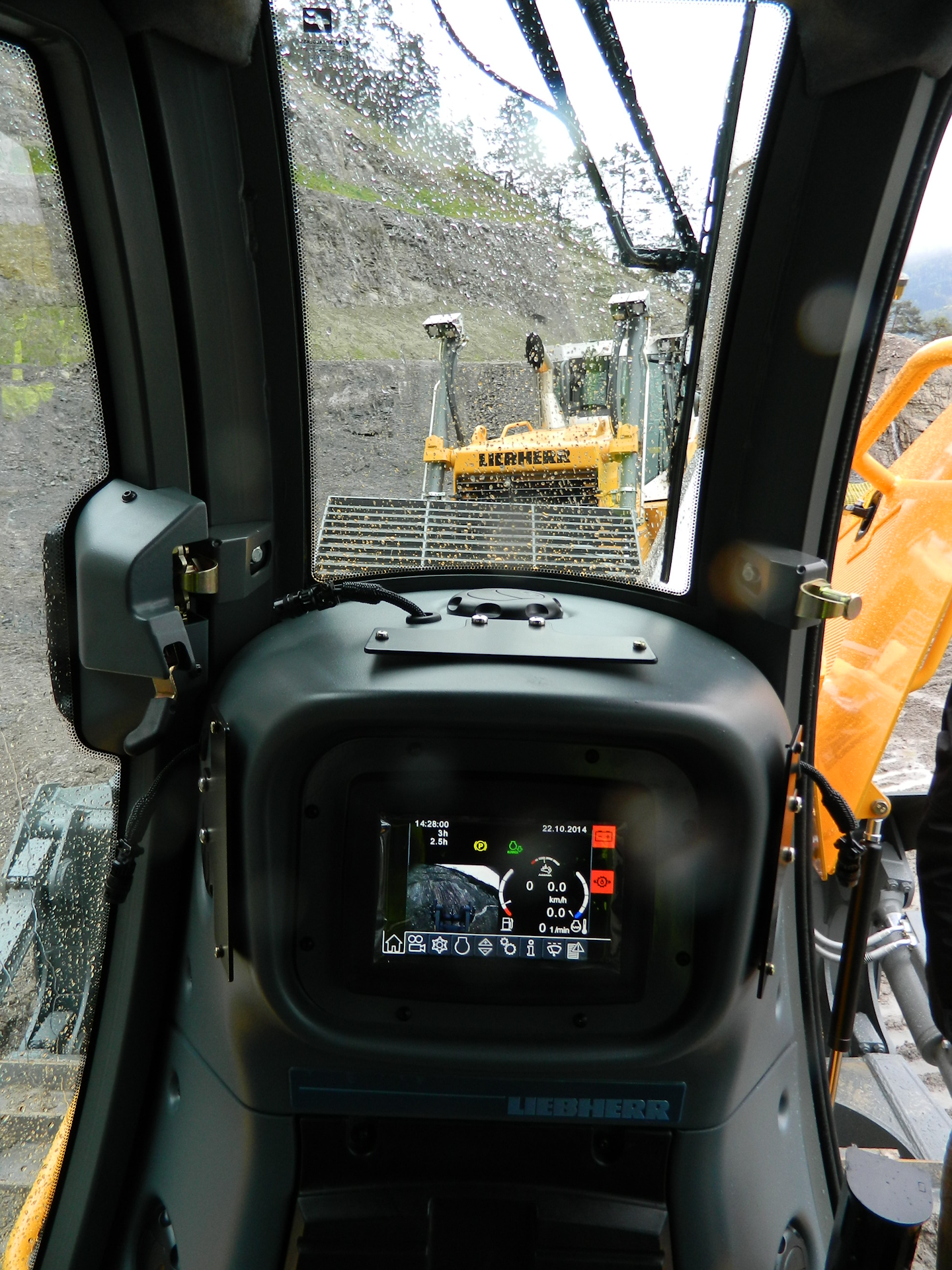 Advances in Dozer Technology Fill Construction Equipment Operator ...