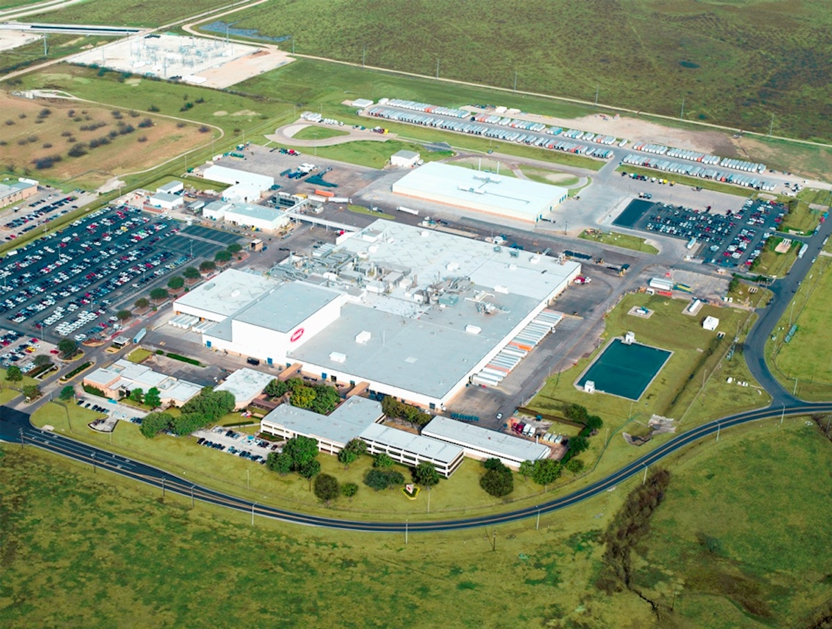 Peterbilt Announces Completion of Truck Plant Expansion in Denton ...