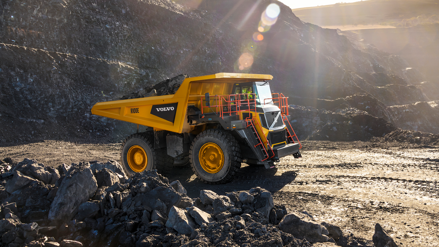 Volvo CE Unveils Volvo-branded Rigid Haul Truck Range | For ...